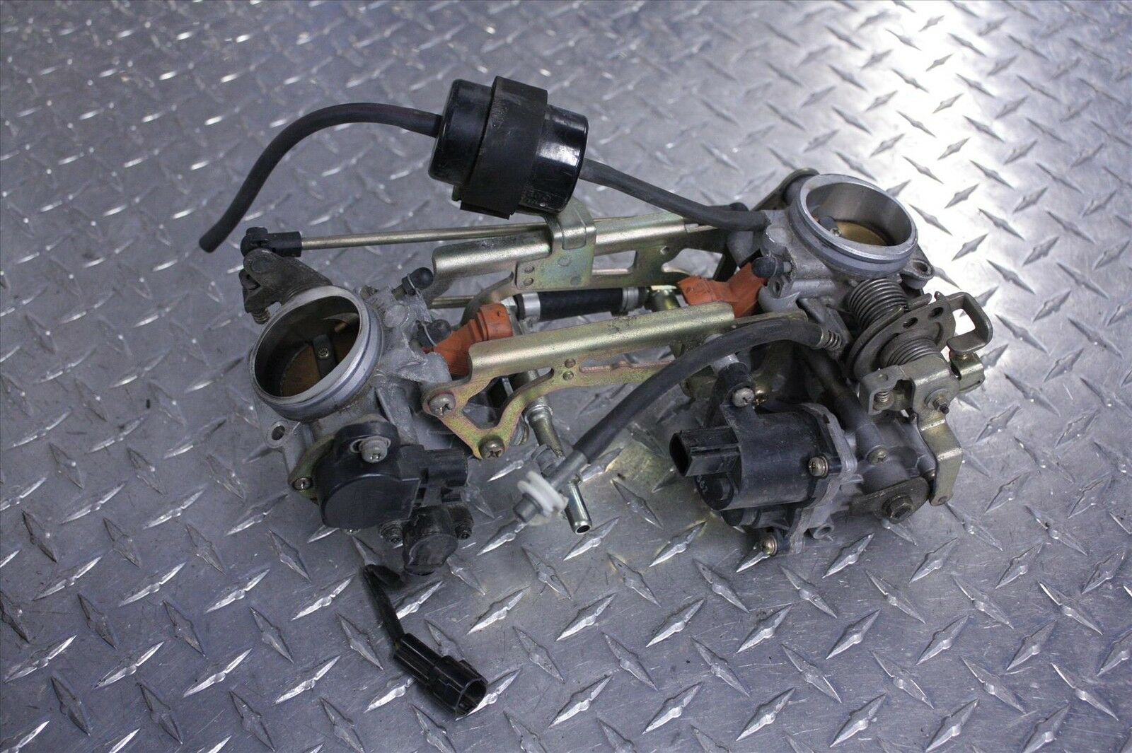 Found-A-Part | 07 SUZUKI SV 650 S THROTTLE BODIES INJECTORS FUEL RAIL ...
